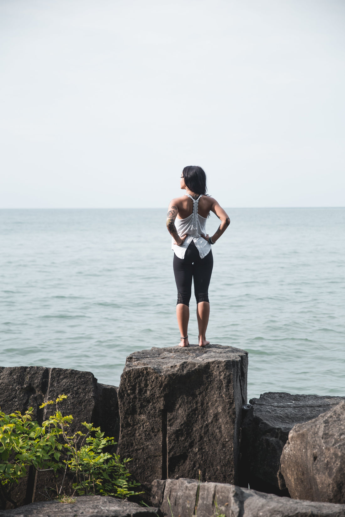 The Feminine Power of Posture: How Standing Tall Changes How the World ...